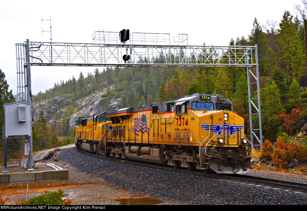 UP 7374 WB UP Roseville (Donner Pass) Sub